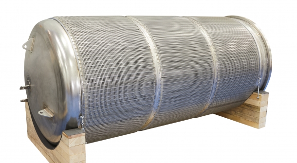 Giant filter elements for desiccant fine filtration | Porvair